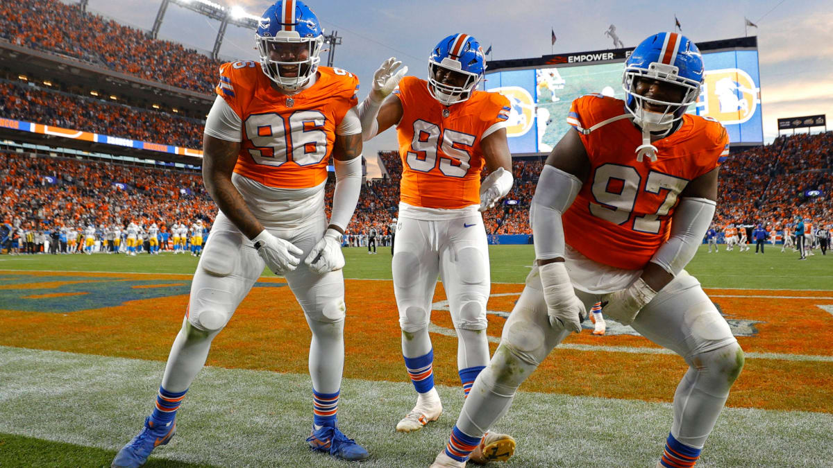 Mal wieder die Defense: Broncos ersticken Chargers und machen First ...